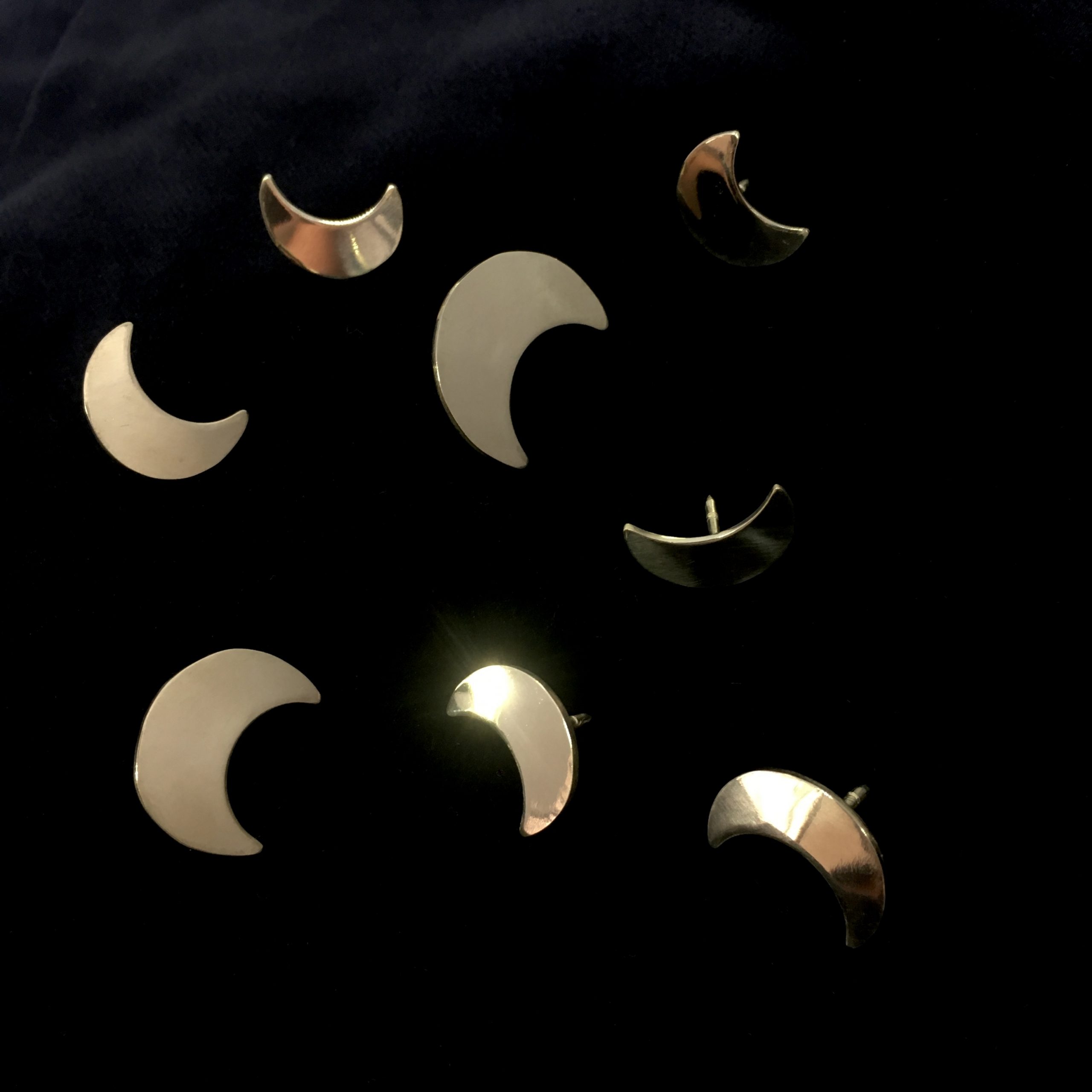 Charlotte Olivia Picard - Pin's Lune - Galerie Wyrd